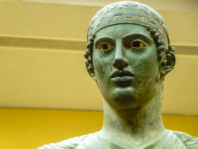 The Oracle of Delphi - Back to the Past to See the Future